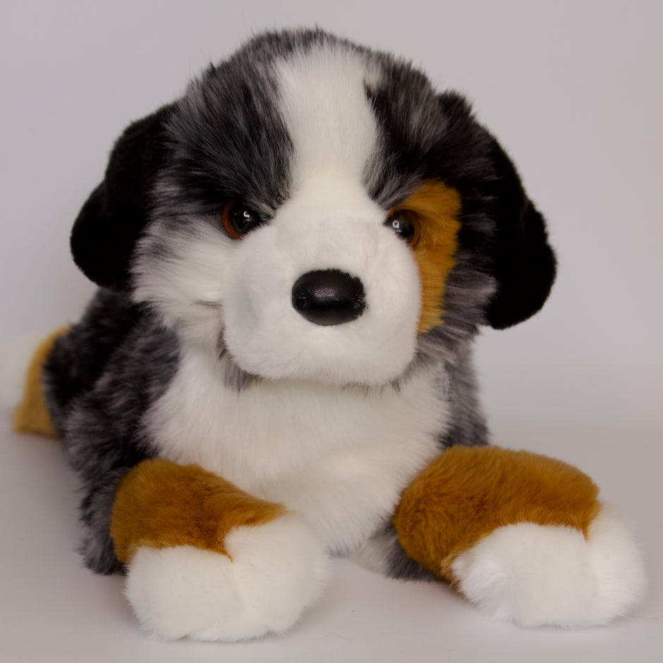 Douglas Dogs – Wonder Wolf Plush